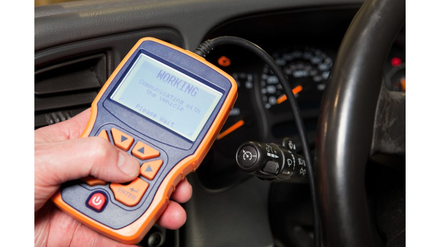 Chevy Silverado Computer Reset (Step By Step Method) - VehicleChef